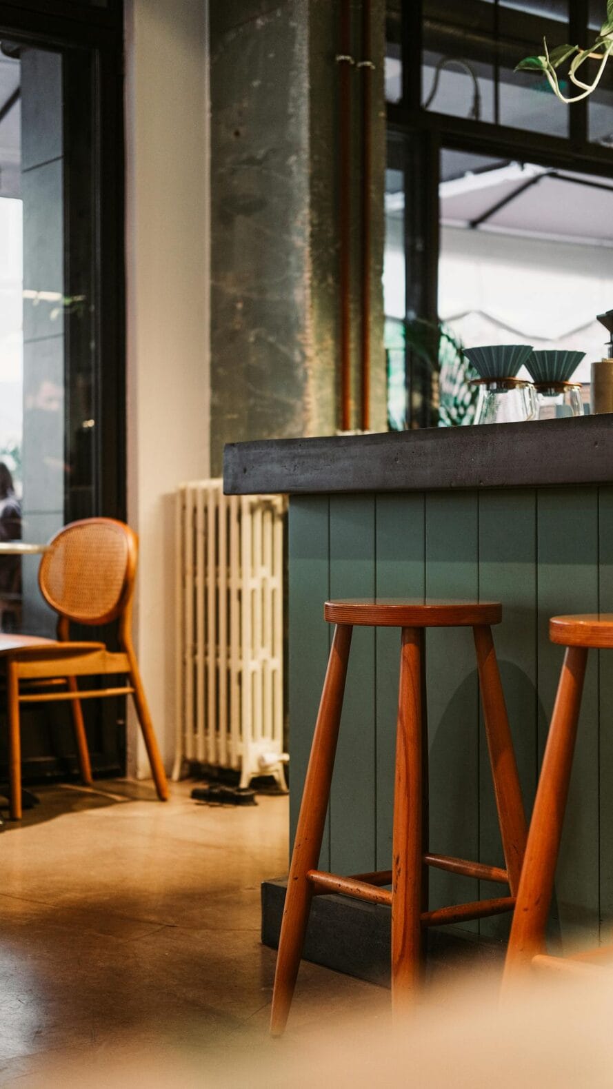 Bar Table Height: Finding the Perfect Height for Your Home Bar - HOMIVI